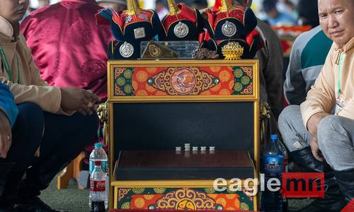 Монгол Улсын дархан мэргэн Д Хүрэлсүх ахлагчтай баг ахмадын шагайн харваанд тэргүүллээ